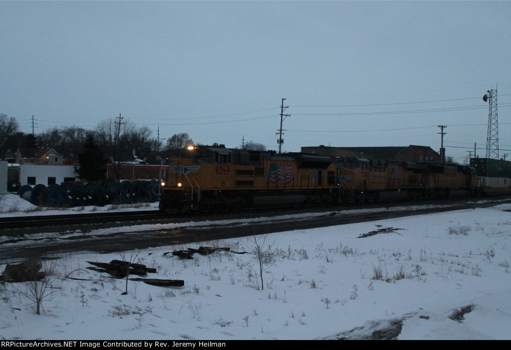 UP 8369 & others (1)